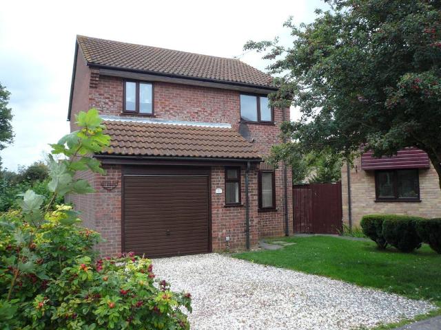 3 bedroom detached house to rent