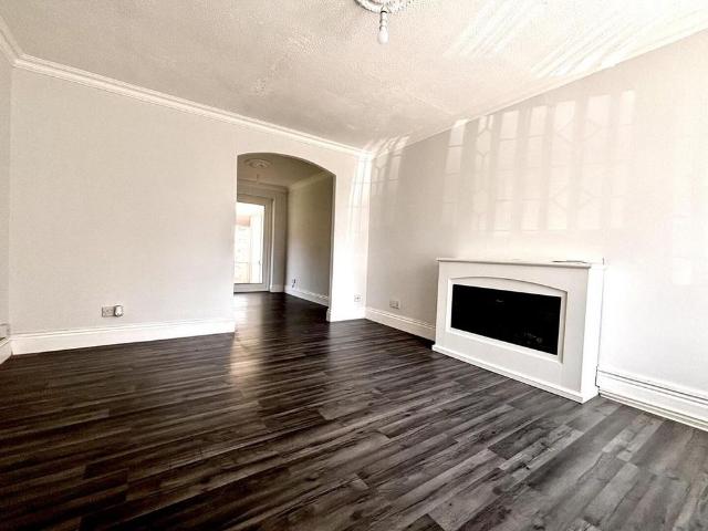 3 bedroom detached house to rent