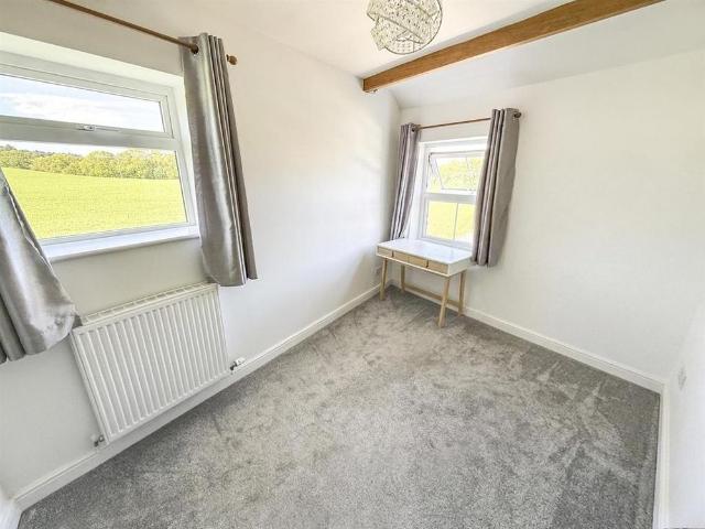 3 bedroom detached house to rent