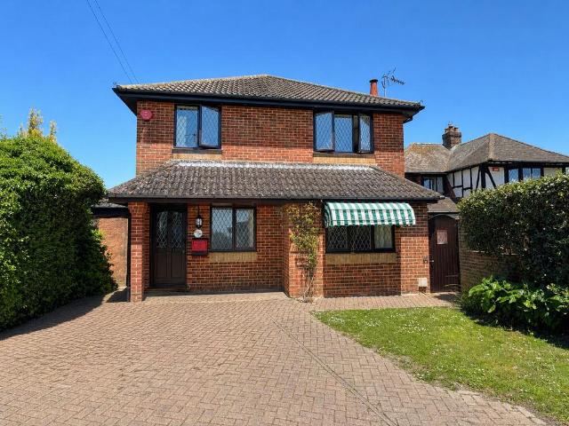 3 bedroom detached house to rent