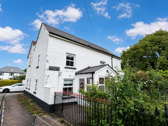 3 bedroom detached house to rent
