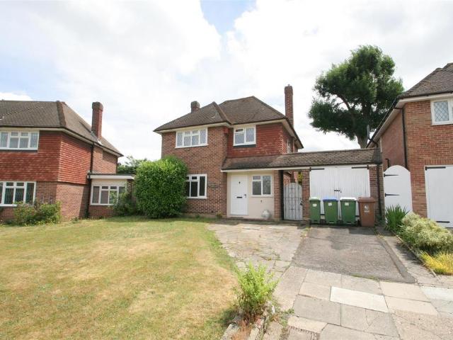 3 bedroom detached house to rent