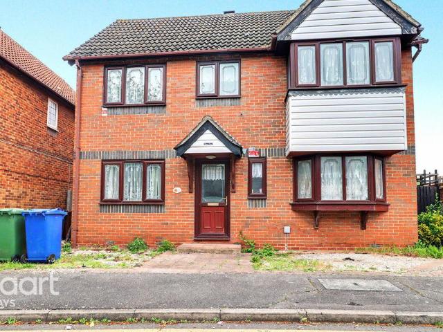 3 bedroom detached house to rent