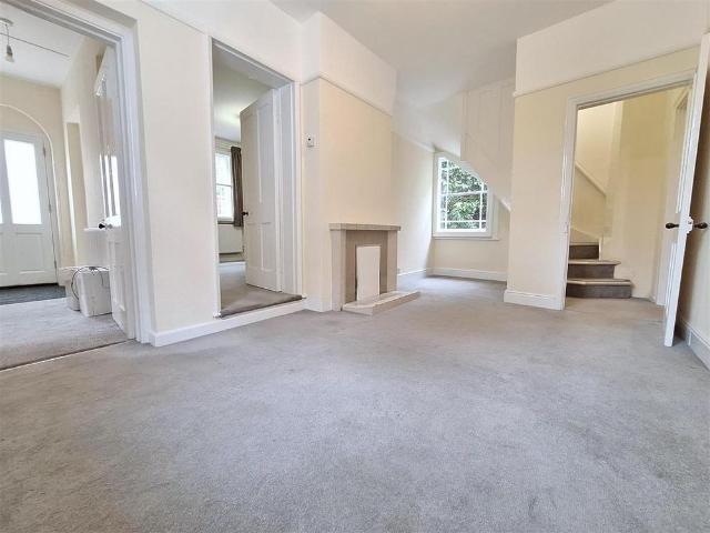3 bedroom detached house to rent