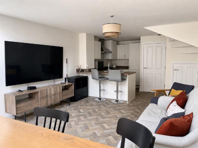 3 bedroom detached house to rent