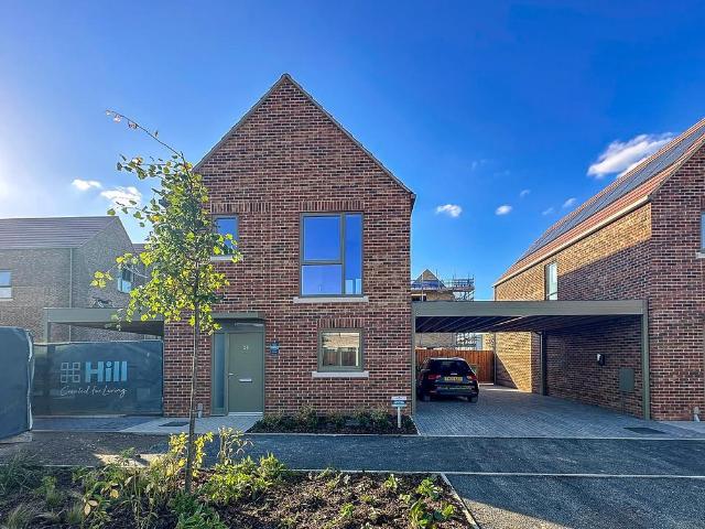 3 bedroom detached house to rent