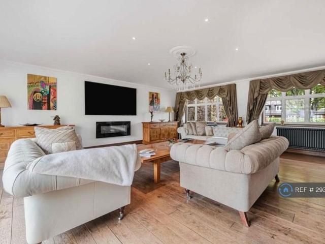 3 bedroom detached house to rent