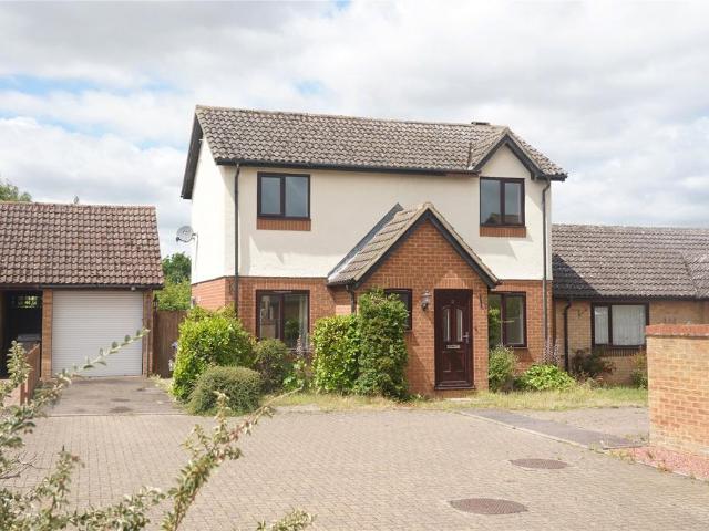 3 bedroom detached house to rent