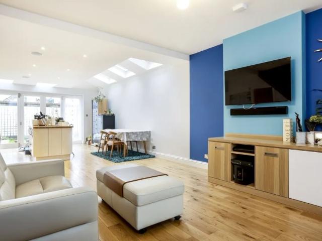 3 bedroom detached house to rent