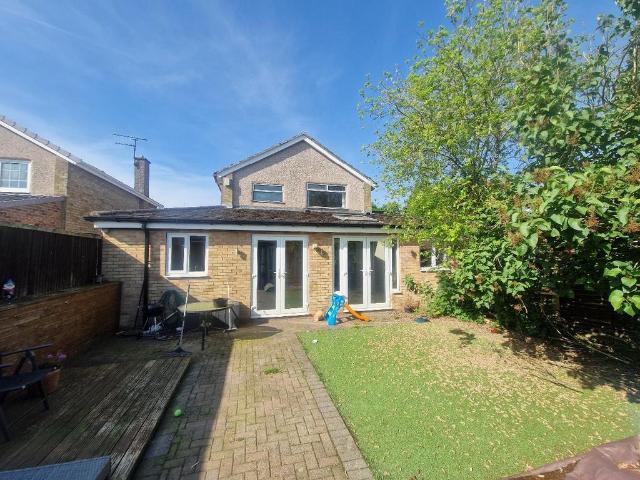 3 bedroom detached house to rent