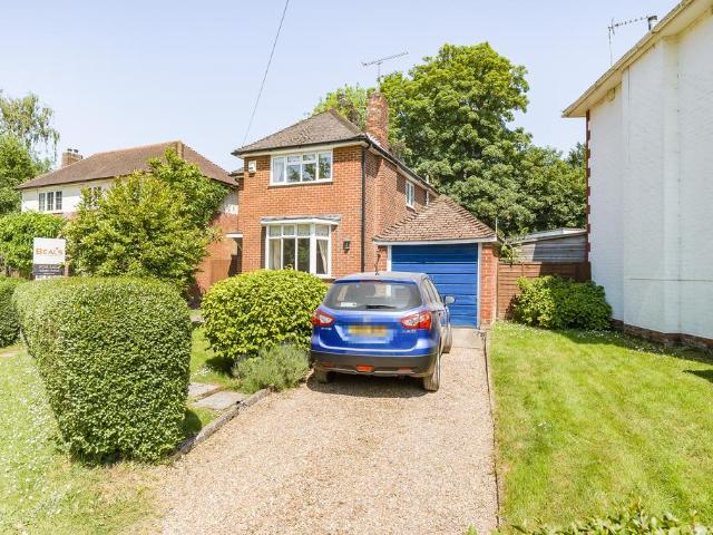 3 bedroom detached house to rent