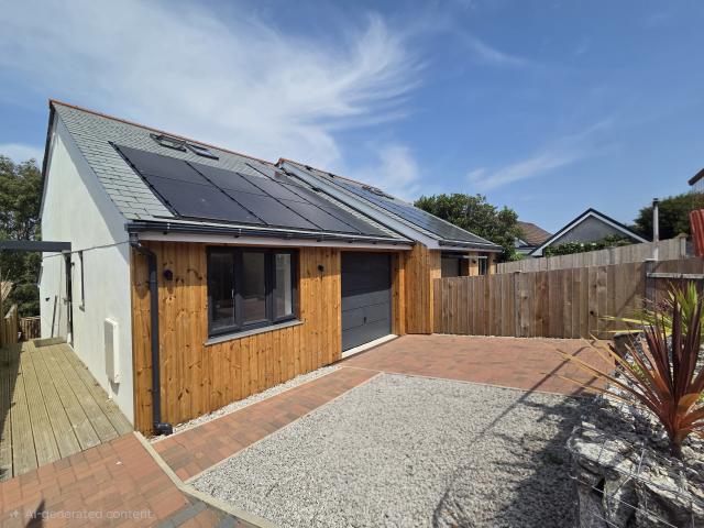 3 bedroom detached house to rent