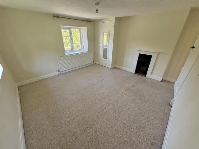 3 bedroom detached house to rent