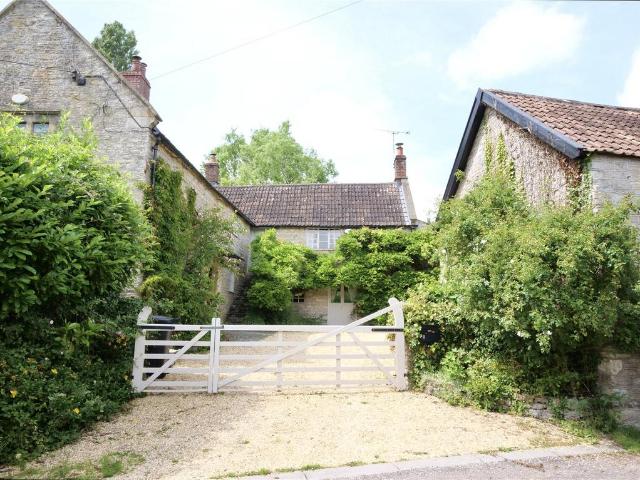 3 bedroom detached house to rent