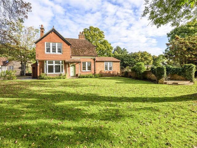 3 bedroom detached house to rent