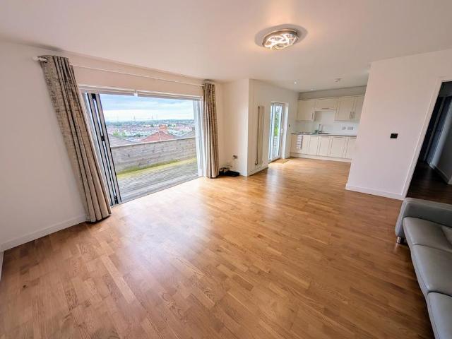 3 bedroom detached house to rent