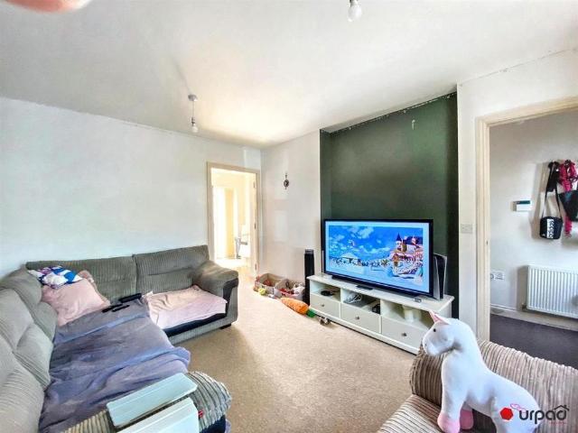 3 bedroom detached house to rent