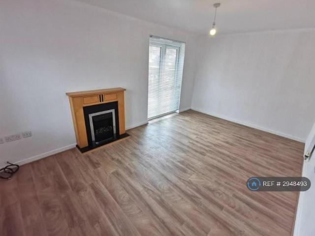 3 bedroom detached house to rent
