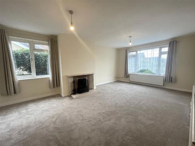 3 bedroom detached house to rent