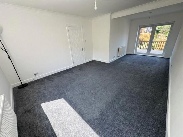 3 bedroom detached house to rent