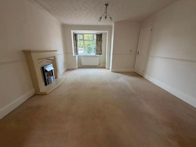 3 bedroom detached house to rent