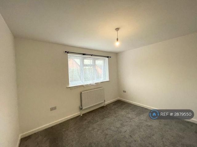 3 bedroom detached house to rent