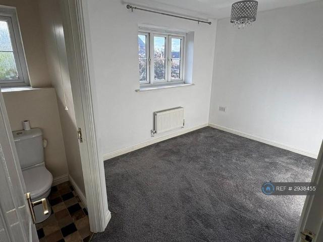 3 bedroom detached house to rent