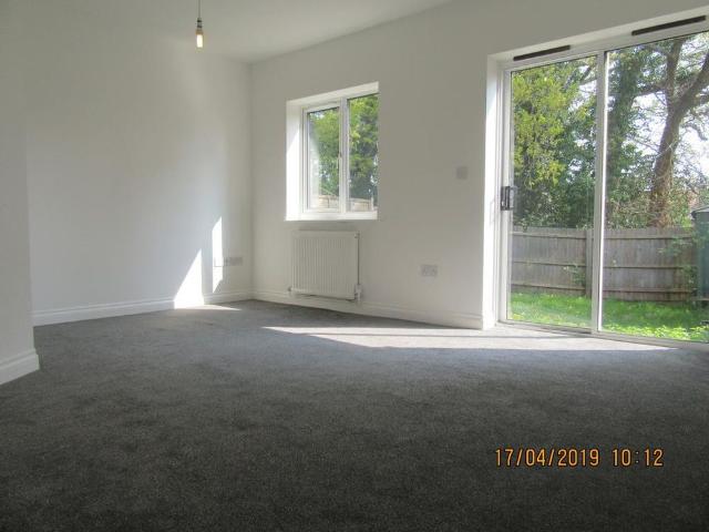 3 bedroom detached house to rent