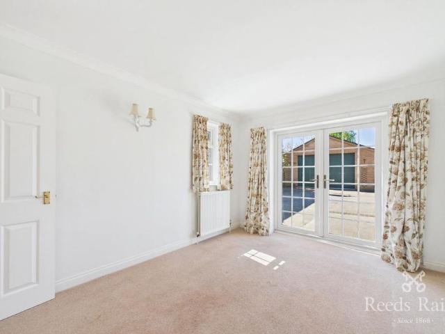 3 bedroom detached house to rent