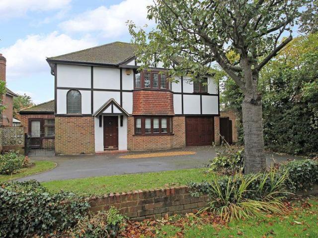 3 bedroom detached house to rent