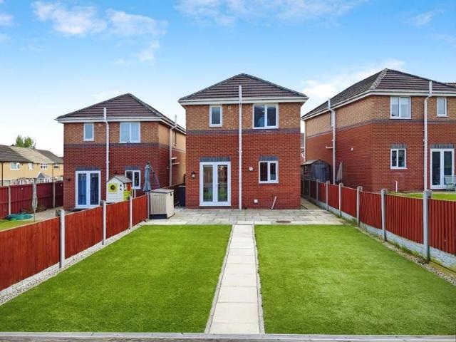 3 bedroom detached house to rent