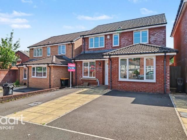 3 bedroom detached house to rent