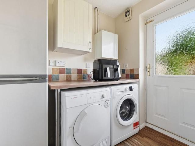 3 bedroom detached house to rent