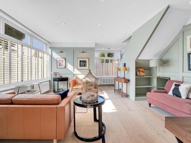 3 bedroom detached house to rent