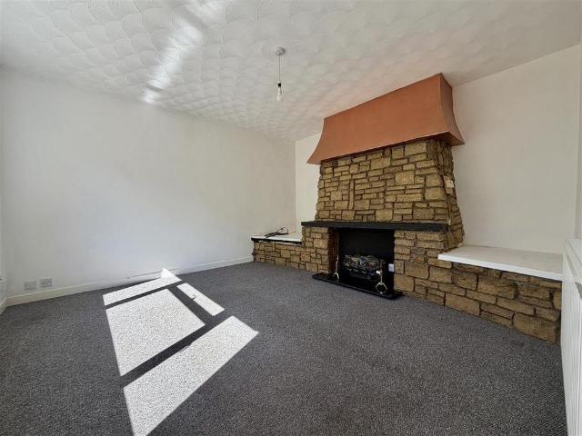 3 bedroom detached house to rent