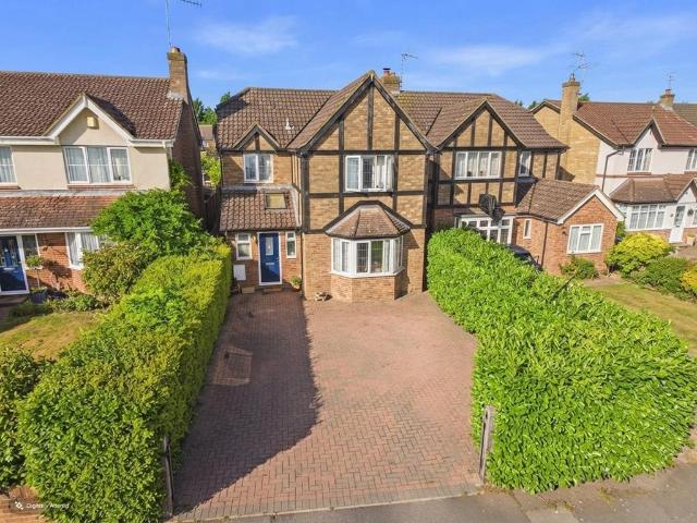 3 bedroom detached house to rent