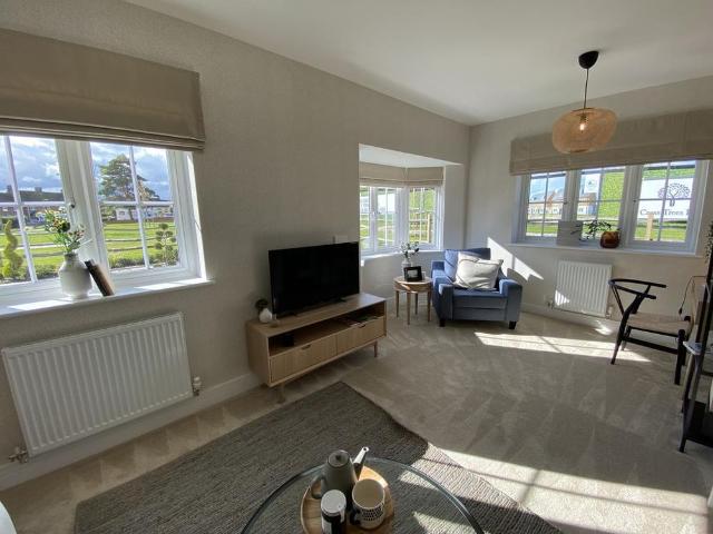 3 bedroom detached house to rent
