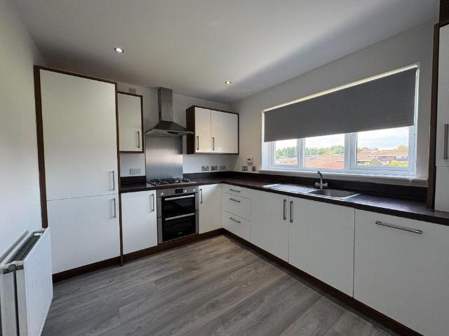 3 bedroom detached house to rent