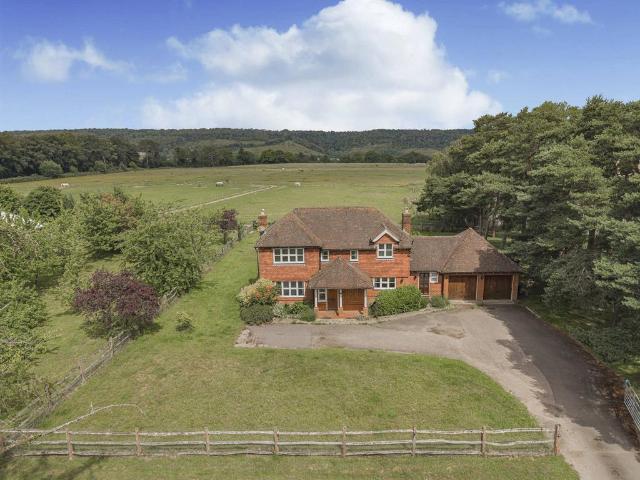 3 bedroom detached house to rent