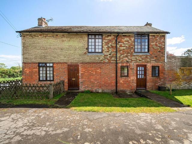 3 bedroom detached house to rent