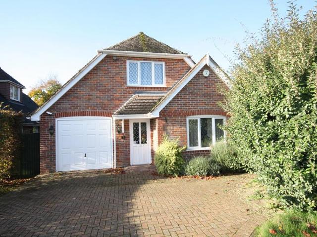 3 bedroom detached house to rent