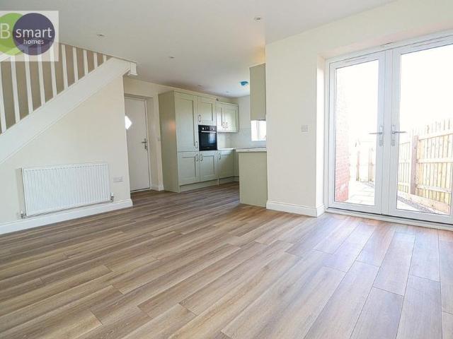 3 bedroom detached house to rent