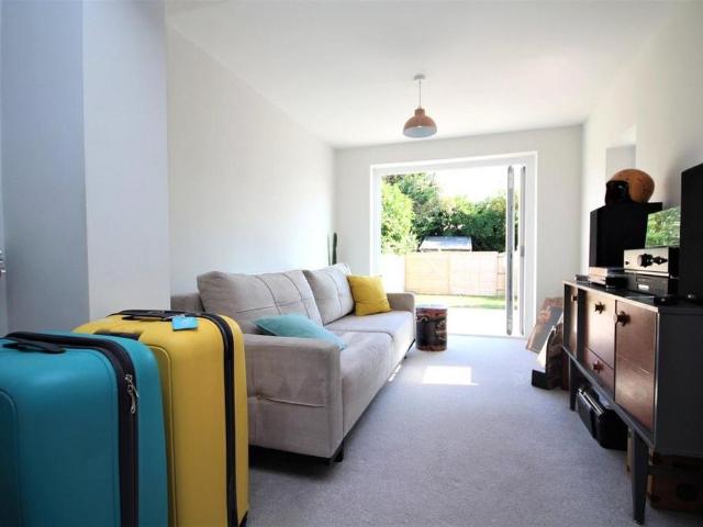 3 bedroom detached house to rent