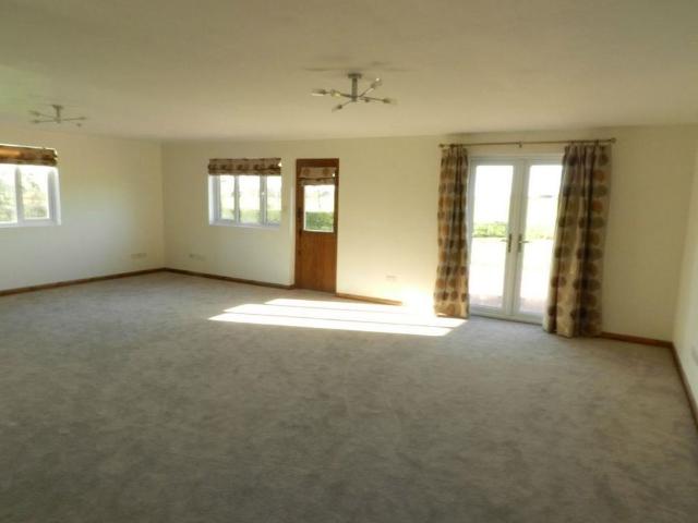 3 bedroom detached house to rent