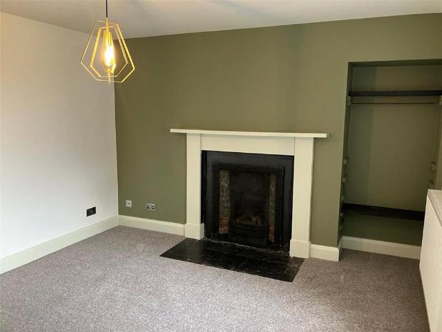 3 bedroom detached house to rent