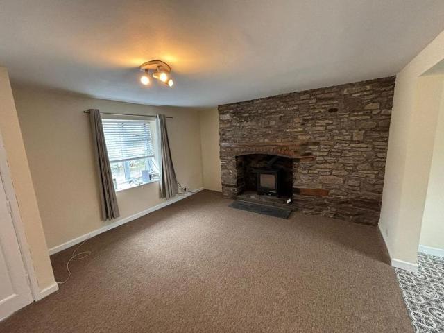 3 bedroom detached house to rent