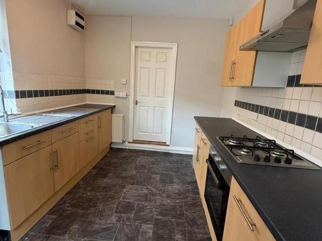 3 bedroom detached house to rent