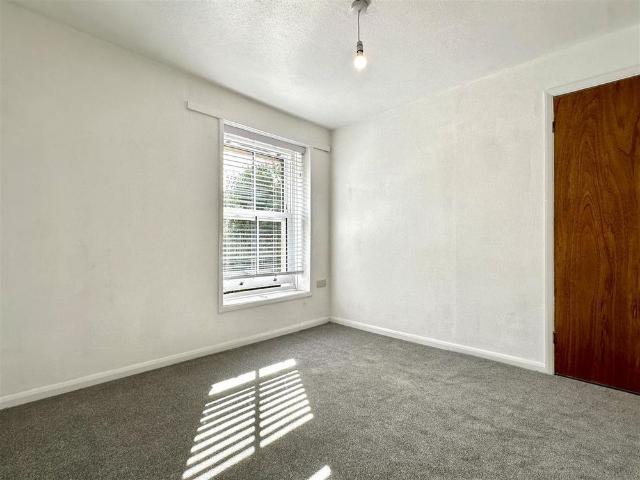 3 bedroom detached house to rent
