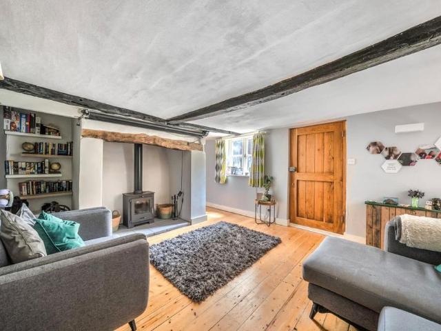 3 bedroom detached house to rent