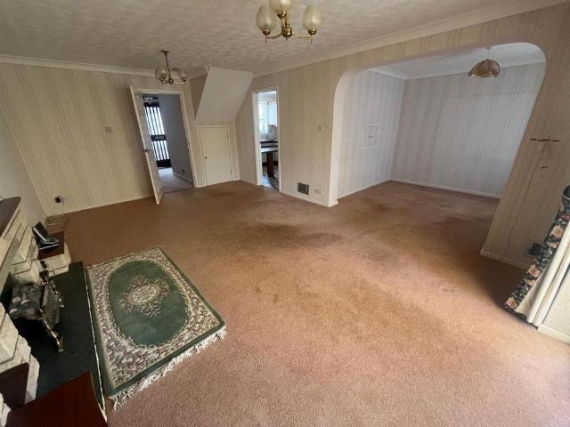 3 bedroom detached house to rent